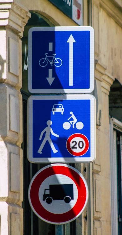 Signalisation verticale - Aménagement De Signalisation Routière